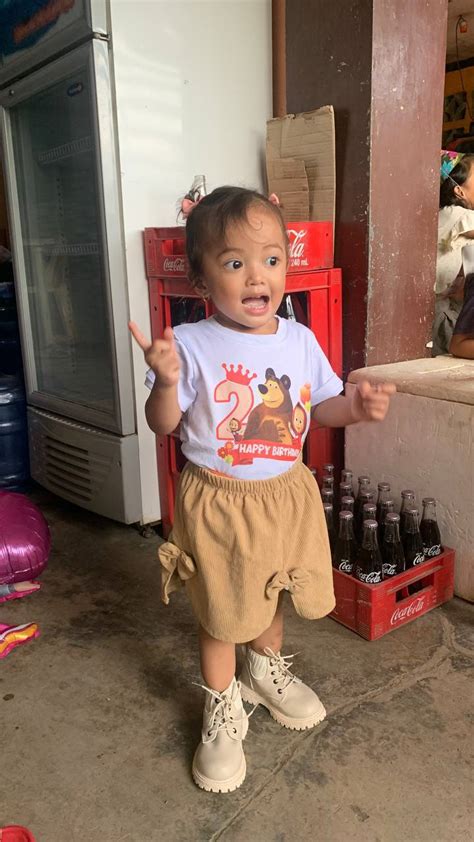 Angela Hinggo Lecciones