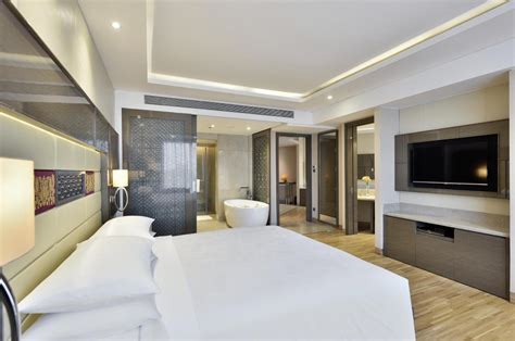 Jw Marriott Mumbai Sahar Mumbai Low Rates No Hidden Fees