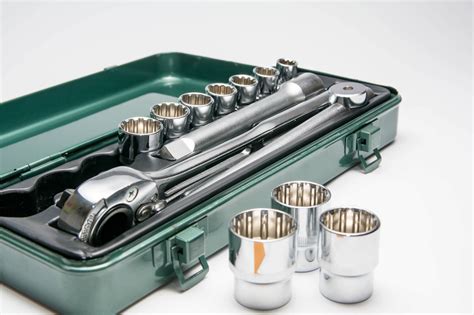 ソケットレンチの基礎知識！差込角の選び方・おすすめのソケットレンチを紹介 工具・diy用品通販のアストロプロダクツ