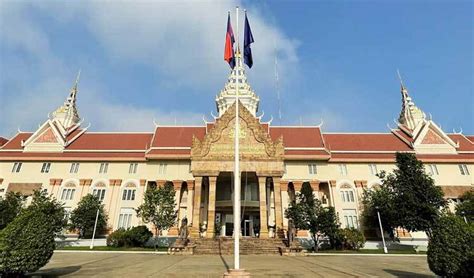 ក្រសួងការបរទេស ជ្រើសរើសមន្ត្រីជាប់កិច្ចសន្យាចំនួន ៥០នាក់ ដើម្បីចូលបម្រើការងារ សុីសុីថាមស៍