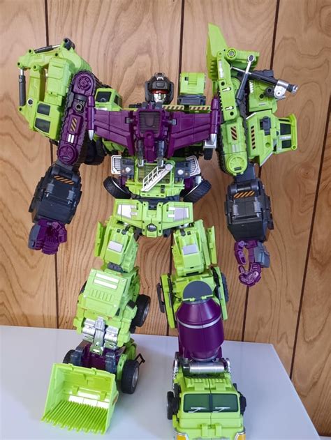 Jinbao OS KO Gravity Builder/Devastator : r/transformers