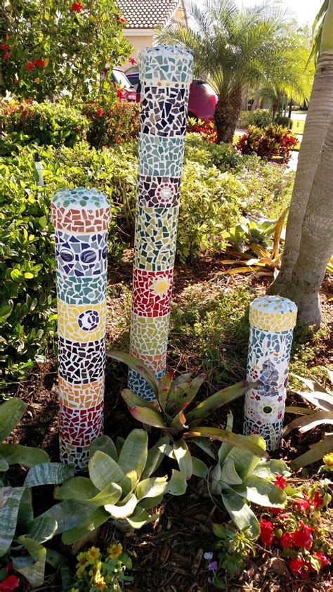 Mosaic Totem Poles Mosaic Garden Art Mosaic Art Projects Mosaic Art
