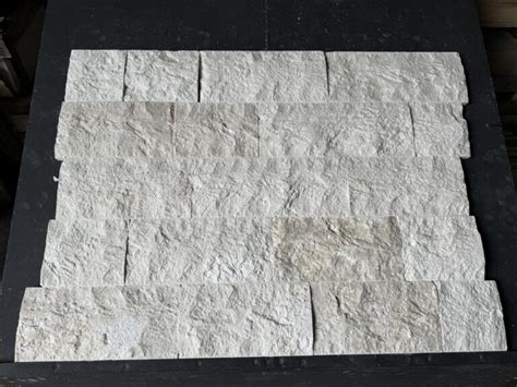 Cardinal Beige Split Face Limestone Ledgestone Lowest Price — Stone And Tile Shoppe Inc
