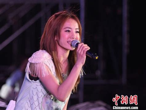 蔡依林恋爱不以结婚为目的 接受“先有后婚”手机新浪网