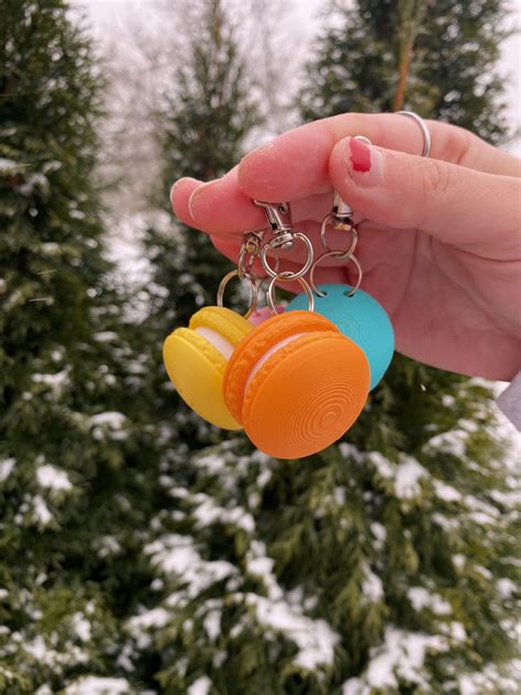 Macaroon Cookie Fidget Clicker Keychain Colorful 3d Printed Clicky Key Hometown 3d
