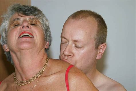 Tremor Porn Pictures Xxx Photos Sex Images Pictoa