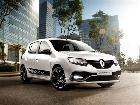 Renault Sandero RS - технические характеристики, модельный ряд ...