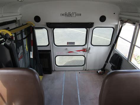 2006 Chevrolet Blue Bird 12 Pass And 1 Wheelchair School Bus B16183