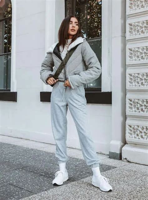 What To Wear With Grey Sweatpants Female [2024] 50 Trendy Grey