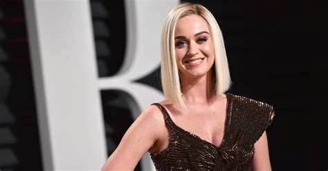 Katy Perry Would Like To Rewrite The Lyrics Of I Kissed A Girl To
