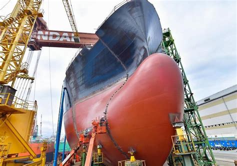 4년만에 기세 꺾인 조선업 슈퍼사이클中 추격 등 위협 요인