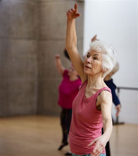 Contemporary Vintage Class Dance Base