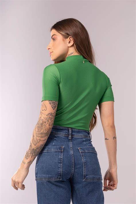 Kaisan Blusa Com Manga Curta Tecido Canelado Verde Ref 03 C