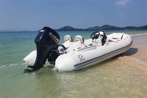 YACHTLINE 440 - Starship Yachts
