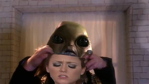 Slitheen Taking Sophie Dees Skin Off By Pornstarslitheen2 On Deviantart