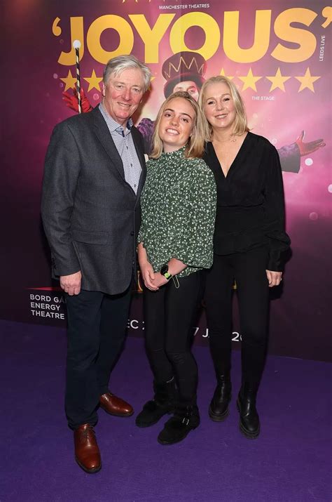 Pat Kenny Wife Kathy And Daughter Nicole Step Out Together In Rare
