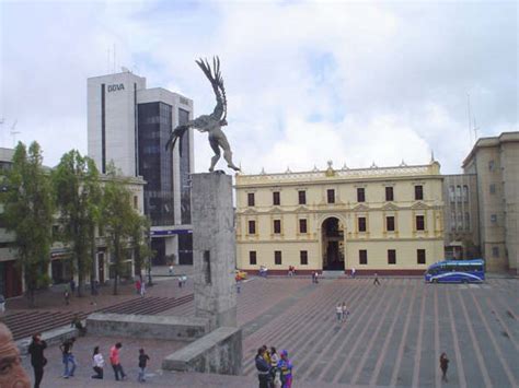 Parque Bolivar O Plaza Bolivar