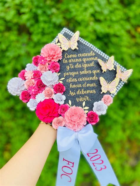 Birrete Personalizado En Tonos Rosa Birrete Birretes Personalizados