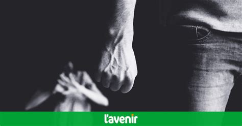 Charleroi Trois Coups Au Sol Le Code Lui Permet Dinterrompre In