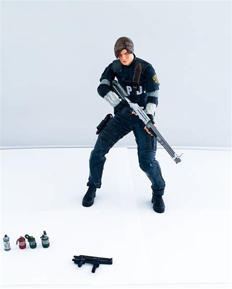 Resident Evil 4 Leon Rpd Leon S Kennedy Rpd Resident Evil 2 4k Ultra