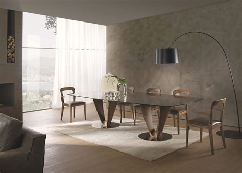 Mobius Table By Pacini And Cappellini Cassoni