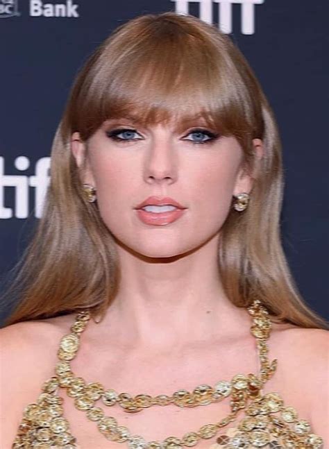 Taylor Swift Front Bangs