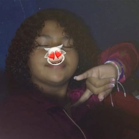 @camila Villarreal (@_camii.112) • Threads, Say more