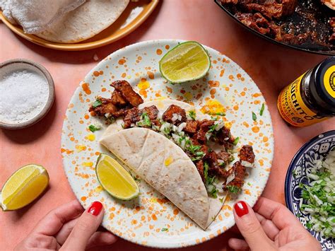 Tacos De Adobada