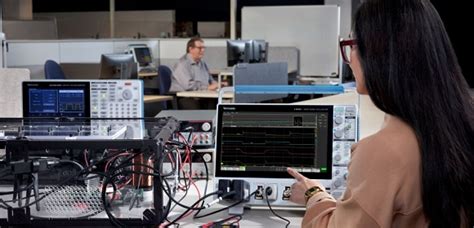 High Performance Mixed Signal Oscilloscope With Support For Remote Operation