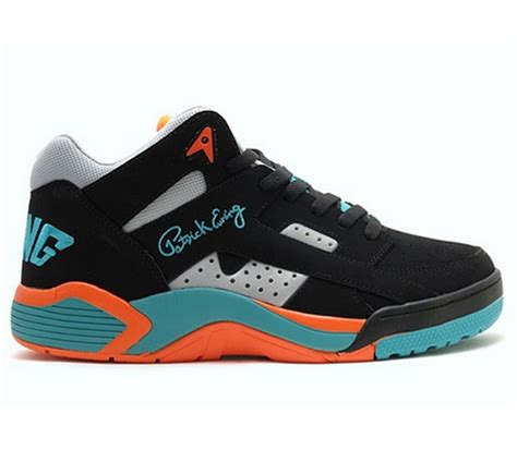 Ewing Athletics Przywraca Model Wrap