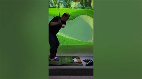 1벌타 맞나요무릅 확나갔다 아입니까 😱ㅋ백상어동생 필살기 살벌한 로브샷 ㅎ 골프 골프레슨 퍼터 필드 필드레슨 골프존 골프존cc 스크린골프 필드골프