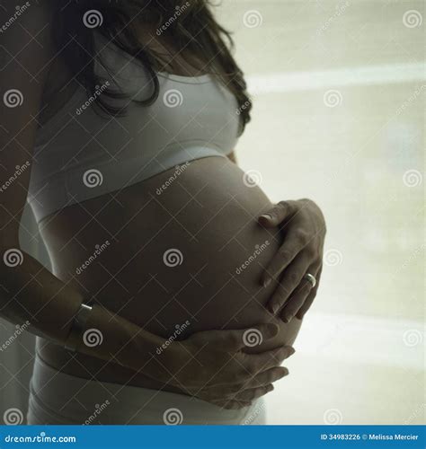 Zwangere Vrouw Stock Foto Image Of Gegevens Oven Wijfje 34983226