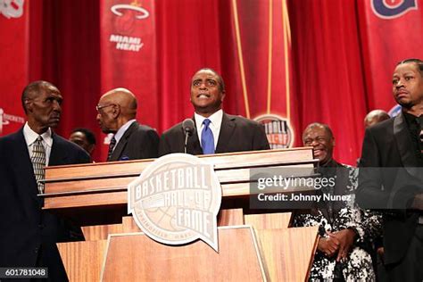 Allen Iverson Hall Of Fame Photos And Premium High Res Pictures Getty