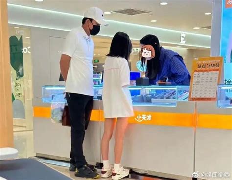 B T Ng V I Chi U Cao C A Con G I Gi N I L Ng V L Ti U L M I Tu I Ng N Vai B