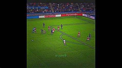 عمرك أخذت صورة مع لاعب مشهور؟ 😂🔥 كرةالقدم تيمالمصممين تصاميمكرة