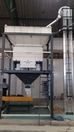 Automatic Weighing And Feeding Bagging Machine Capacity Bags Hour At In Pune
