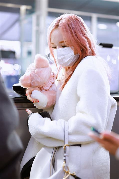 230219 Cheng Xiao Kpopping