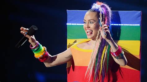 Miley Cyrus Opens Up About Pansexuality And Gender Identity Marie Claire