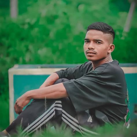 @𝙈𝙍_SURENDRA (@the___surendra) • Threads, Say more