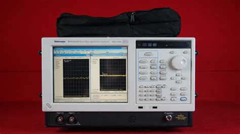 RSA6114A Tektronix Tektronix RSA6114A Real Time Spectrum Analyzer 9 KHz 14 GHz