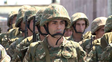 Ոստիկանության զորքերը գնում են սահման Youtube