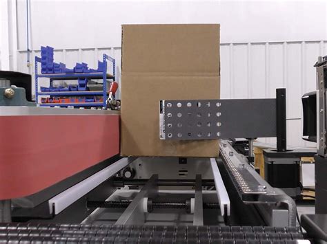 Product Rotating And Orienting Solutions Engineered Rotating Machines Rotating Conveyor Systems