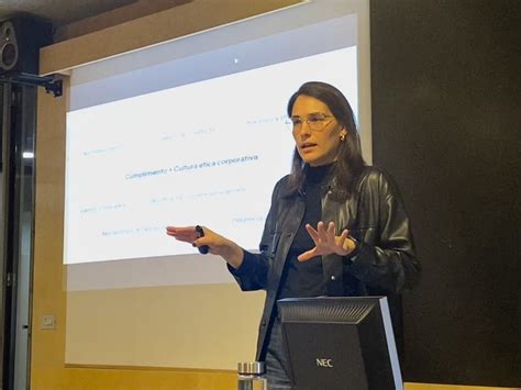 Natalia Iturregui “el Compliance Es Un Traje A Medida” Cátedra