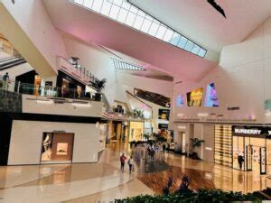 Best Things In The Shops At Crystals Las Vegas