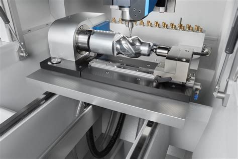 Cnc Machining Vs Manual Machining