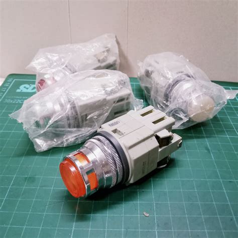 Jual Idec Illuminated Push Button Lamp Led 24vdc Made In Japan Kota Surabaya Toko