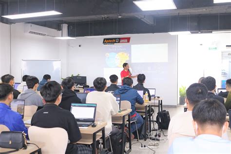 Hcm TrẢi NghiỆm MỘt NgÀy LÀm Data Engineer TẠi Aptech CÙng ChuyÊn Gia Trong NgÀnh Data Science
