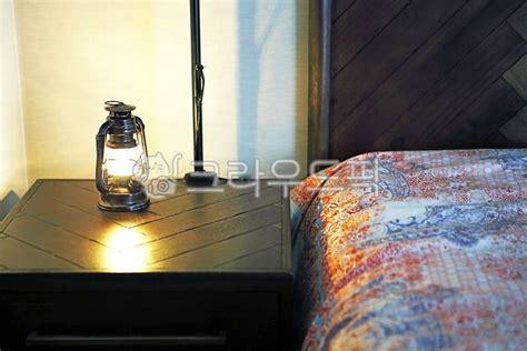 Lantern 칸델라 Lamp 램프 등불 사진 이미지 일러스트 캘리그라피 Gabikr작가