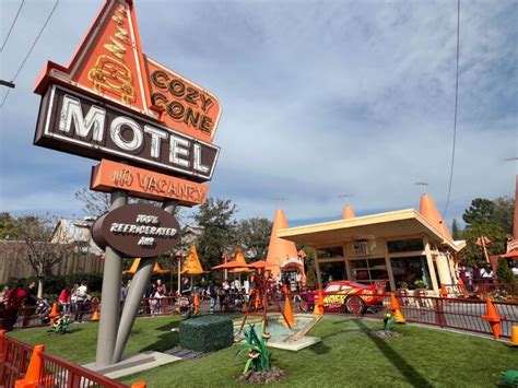 Photos New Updates To Cozy Cone Motel In Disney California Adventure