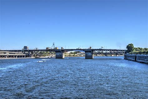 Burnside Bridge Photo Gallery